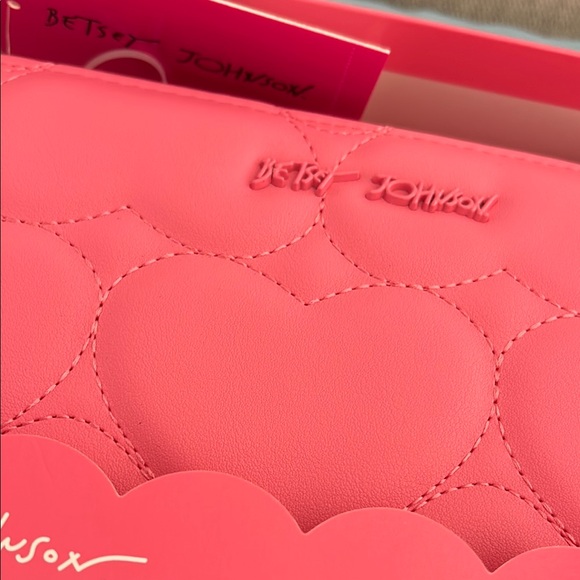 Betsey Johnson | Bags | Betsey Johnson Pink Heart Wallet With Wristlet ...